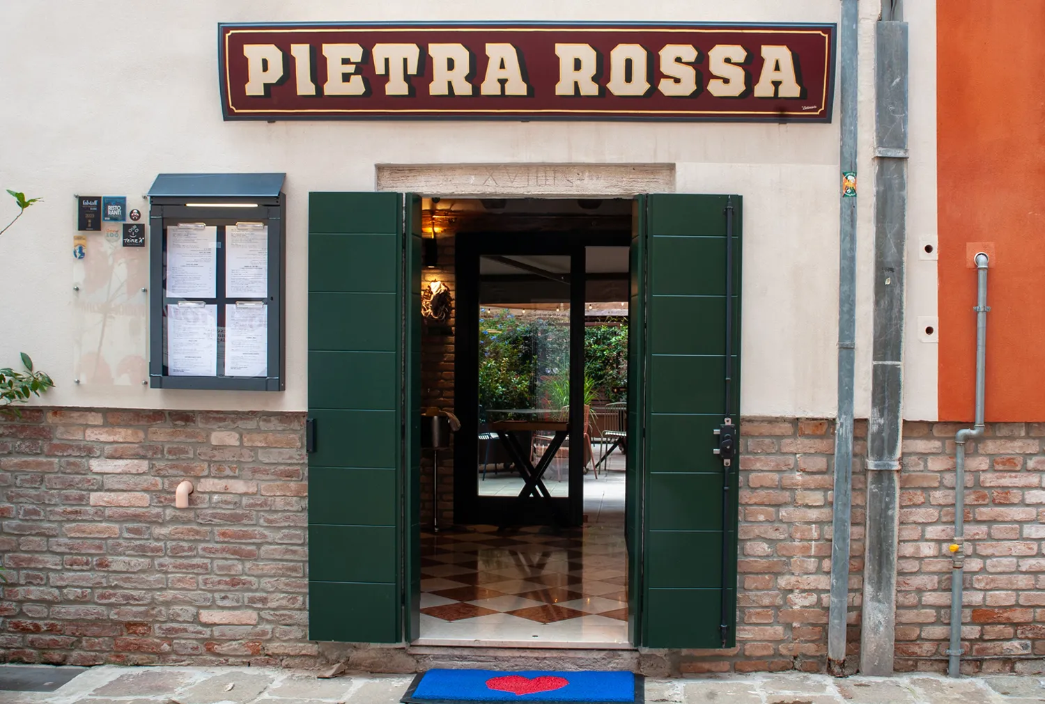 The Heart - Pietra Rossa